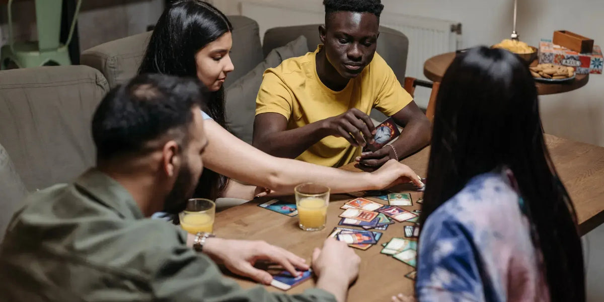 The 15 Best Quick Card Games | Easy, Fun, & Fast Card Games — Poggers